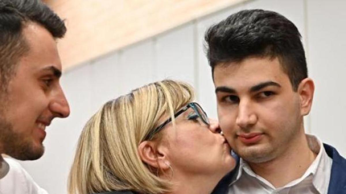 Torino, 6 anni a Alex per l'omicidio del padre violento: madre e ...