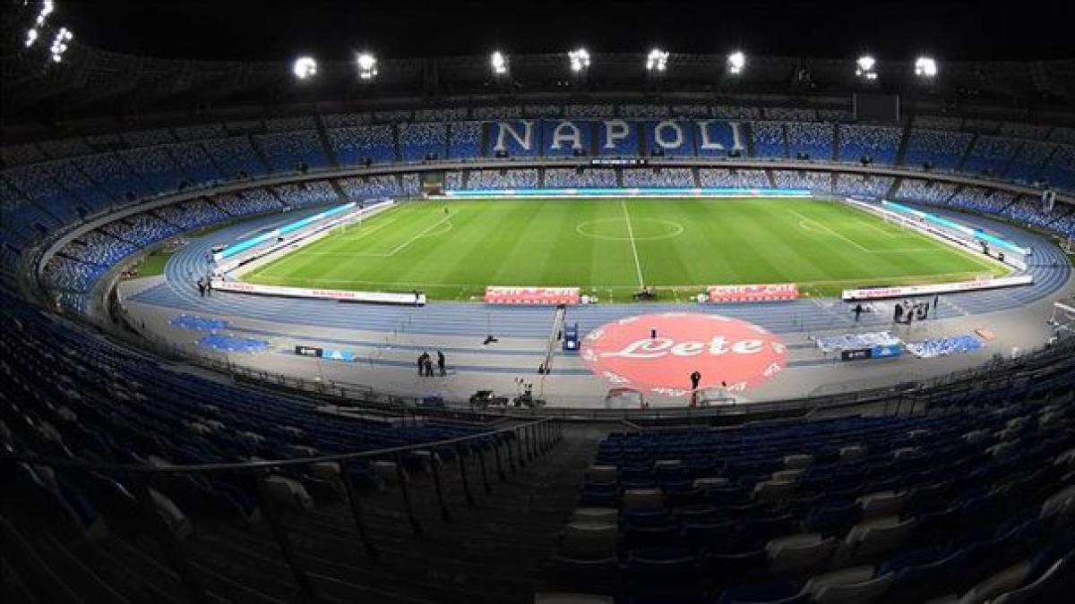 Vento forte a Napoli: danni alla copertura dello stadio Maradona e stop ...