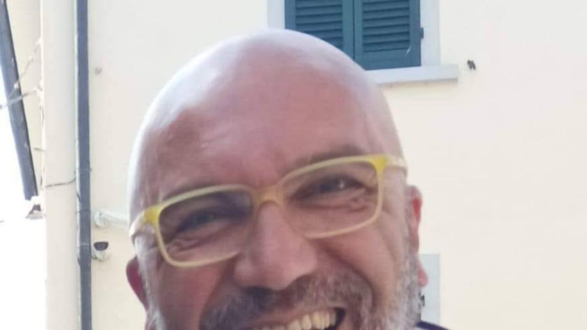 Prato, Massimo Nigro ci riprova: il candidato neofascista presenta la ...