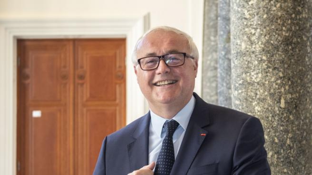 Stm, il ministero del Tesoro silura il ceo Jean-Marc Chéry: «Gestione ...