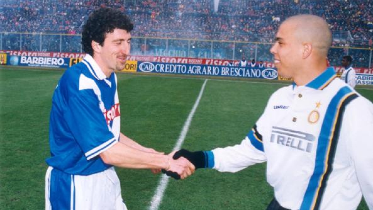 I social non perdonano, Hubner è primo in classifica ma viene esonerato ...