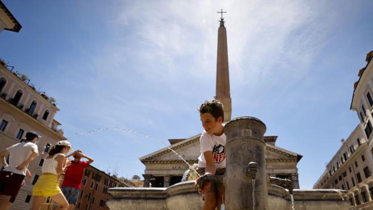 Roma capitale delle ondate di calore, Istat: «Rialzo di 2 gradi dal ...