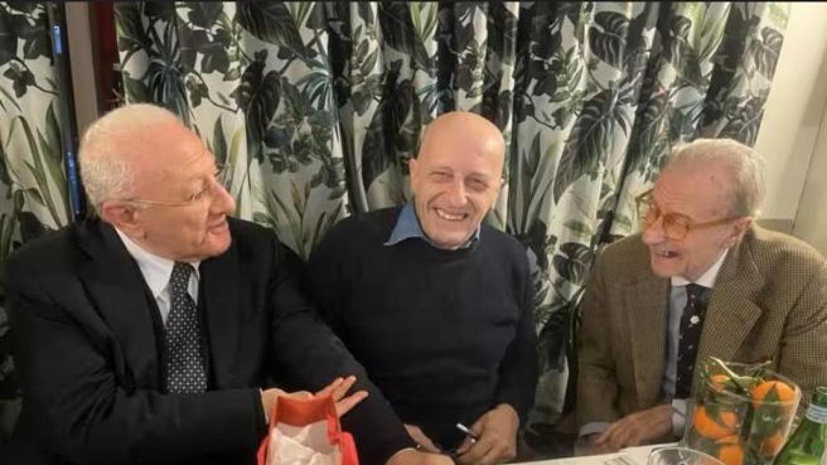 De Luca contro il governo: «Potrei fare appello solo alla lotta armata ...