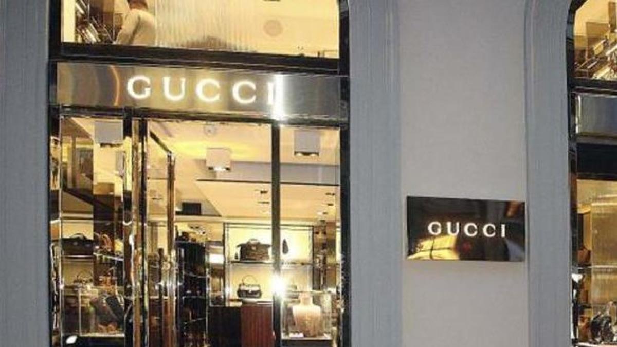 Trimestre in calo per Kering: giù i ricavi di Gucci (-21%) e Yves Saint ...