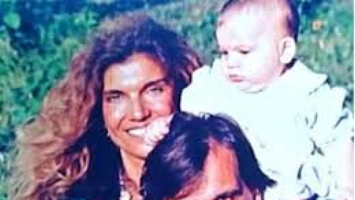 Stella Pende torna in tv: gli esordi con Arbore, perché finì la ...