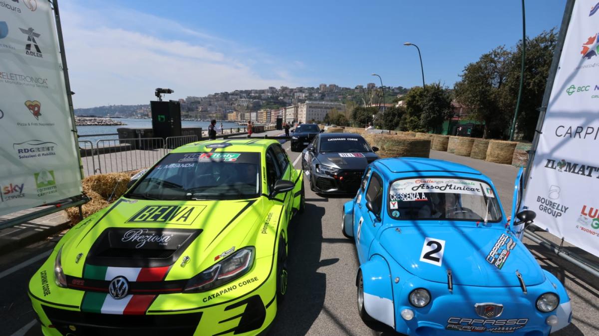 Racing Show Gran Premio Napoli sul lungomare e il traffico della city ...