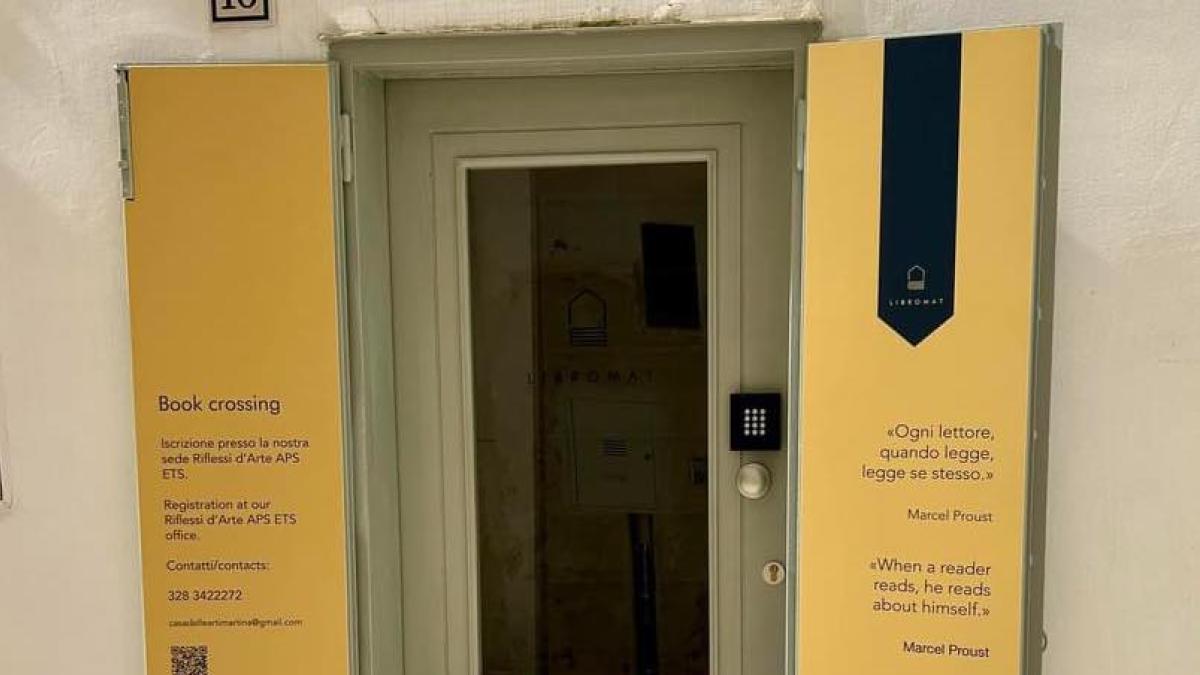 Martina Franca, arriva il primo «Libromat» di Puglia, ecco il bancomat ...