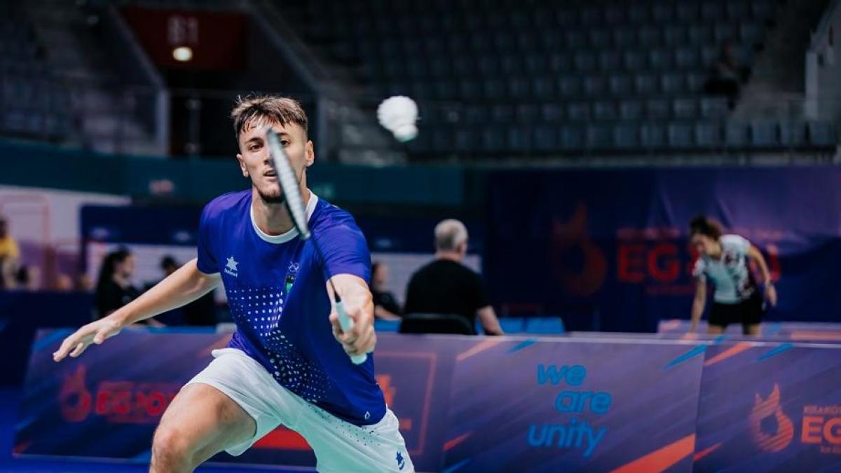 C'è un Giovanni Toti che sorride: il bresciano è il primo uomo a ...