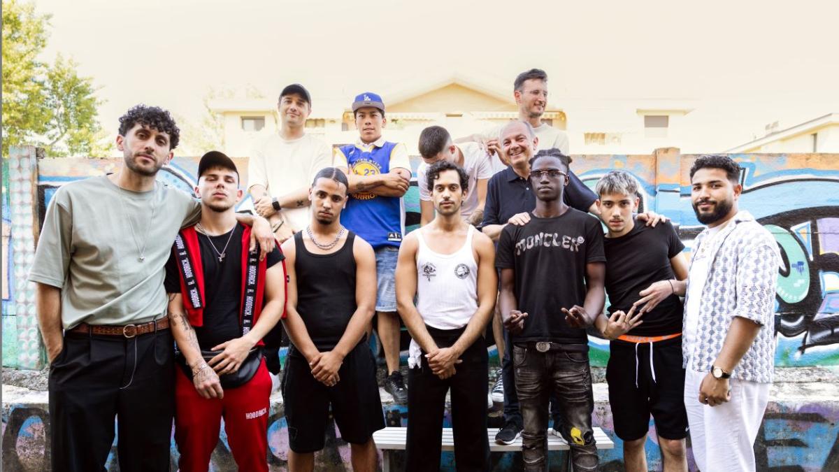 Mahmood in comunità tra gli aspiranti rapper: «Voi raccontate la verità ...