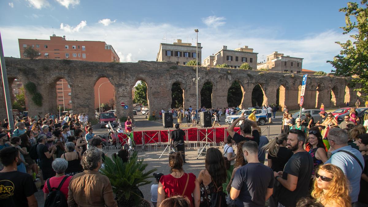 Roma, razzismo a Torpignattara: individuati tre picchiatori degli ...