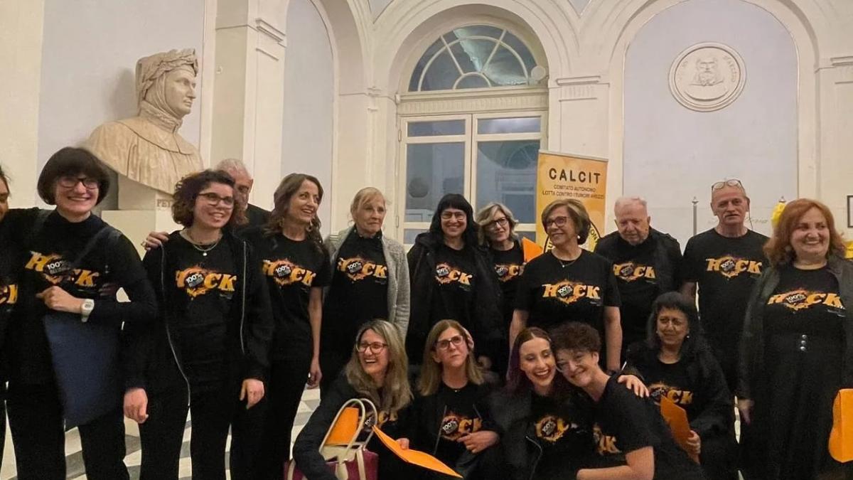 Arezzo, nasce il primo coro rock italiano di persone con disabilità e ...