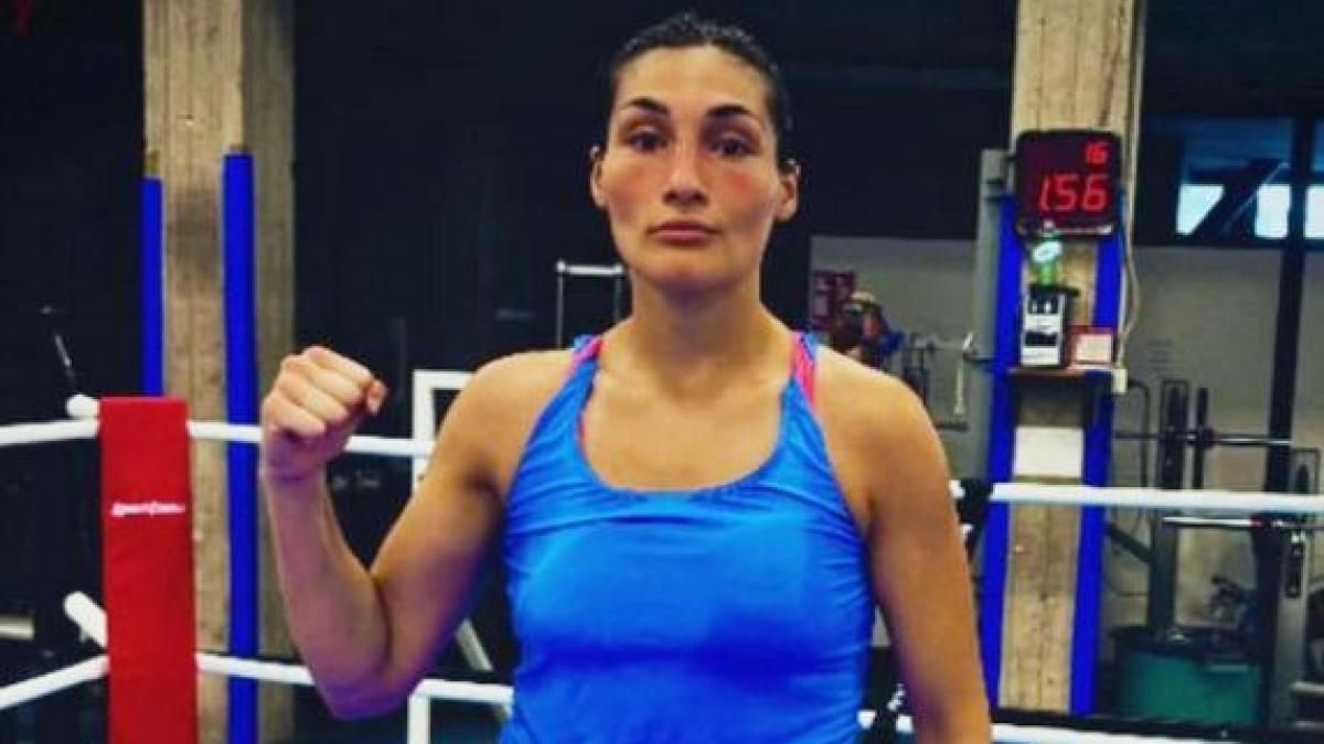 Angela Carini, ecco chi è la «Tigre» di Afragola: il papà ex pugile ...