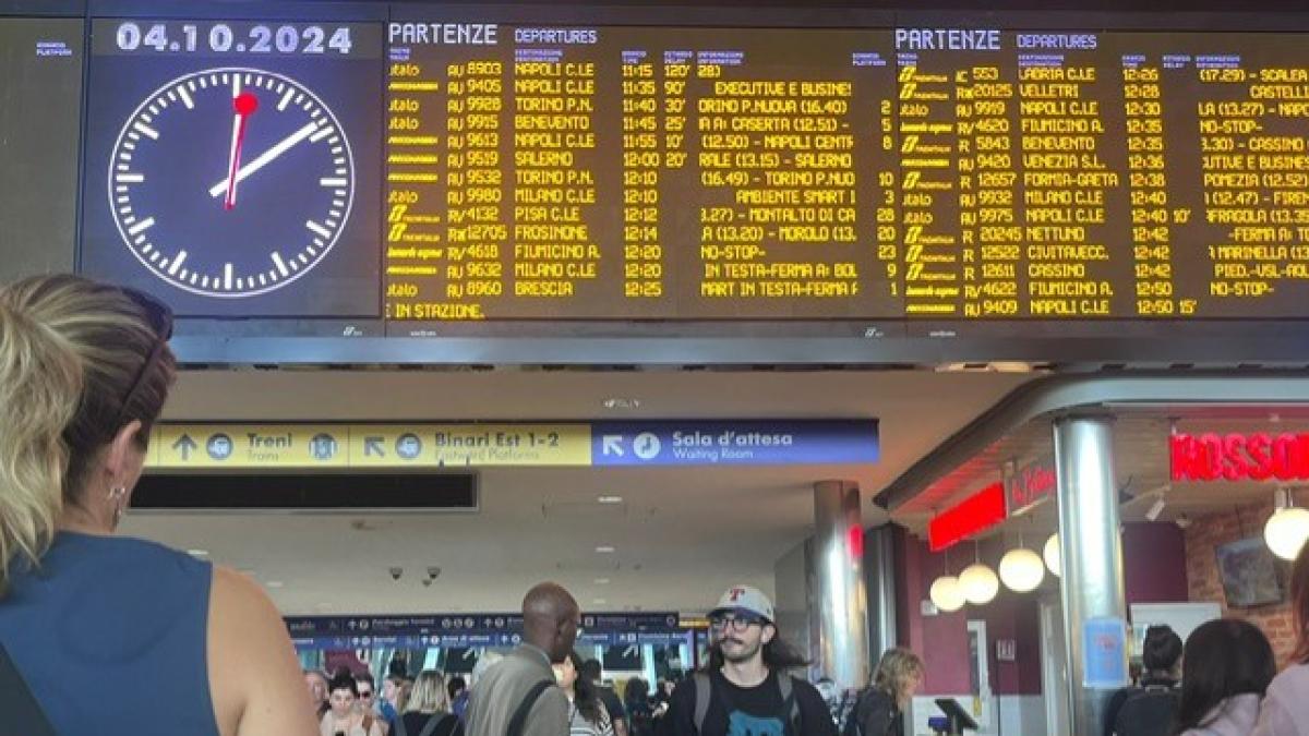 Treni Alta velocità a Roma, è caos: a Termini ritardi di ore per l ...