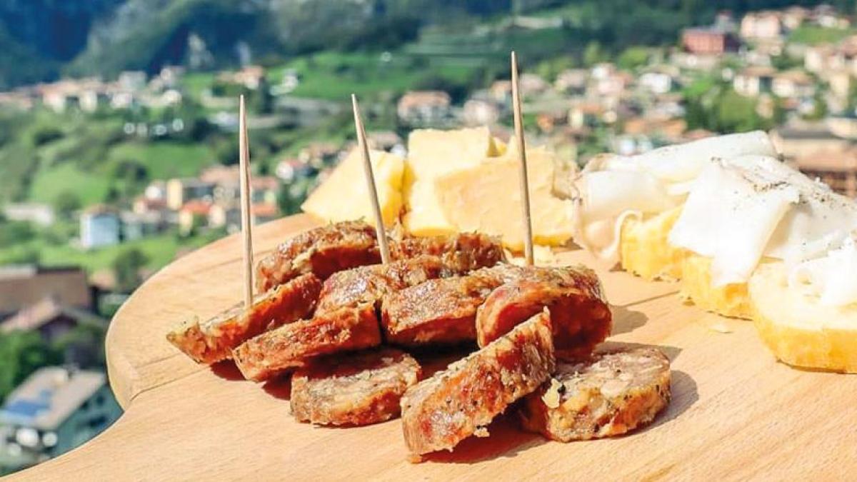 Festa della Ciuìga, a San Lorenzo Dorsino la sagra dell’insaccato ...