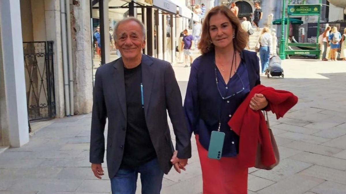 Daria Colombo e Roberto Vecchioni: «Avevo sposato un prof non un ...