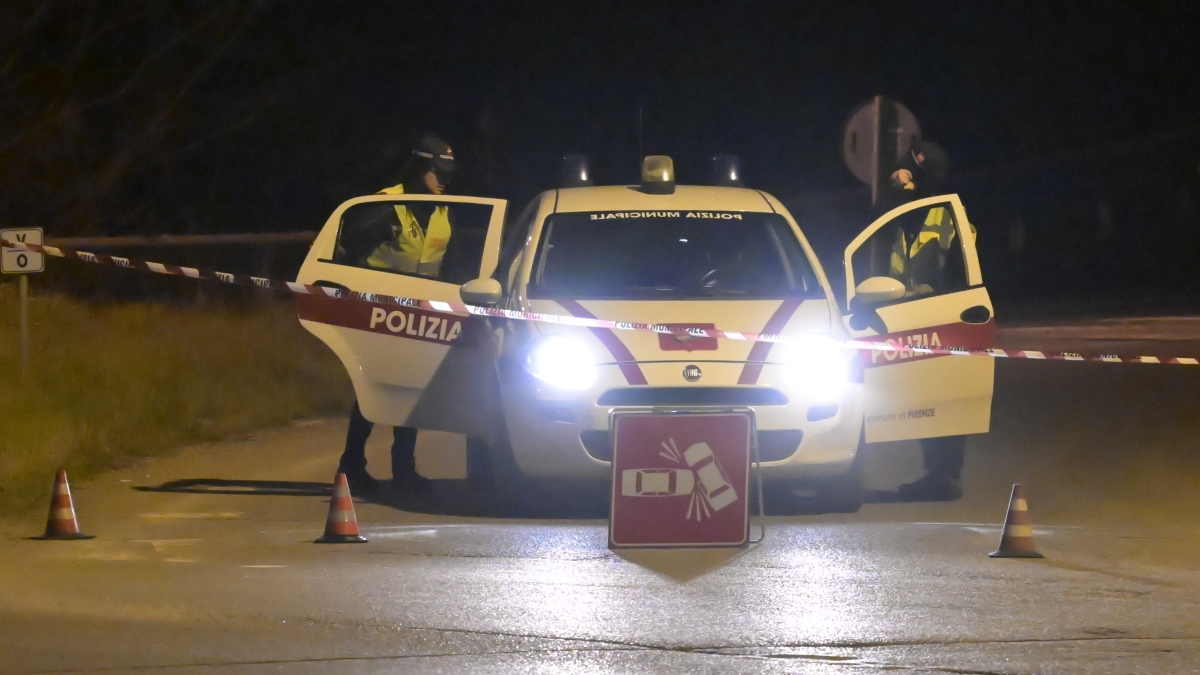 Incidente stradale a Firenze con scontro frontale al bypass del ...