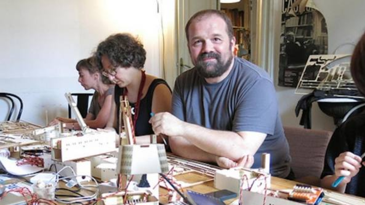 Massimo Banzi: «Il mio Arduino, primo computer libero e low cost della ...