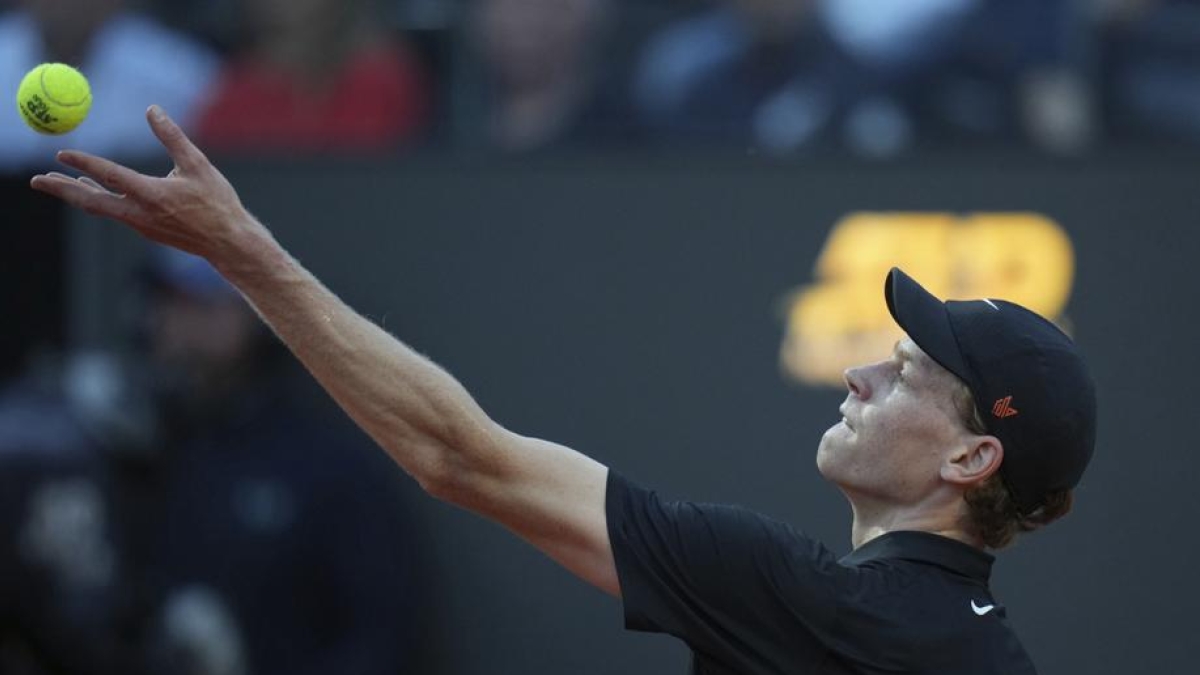 Sinner e il Gps sotto la maglia: perché lo ha usato nella partita ...