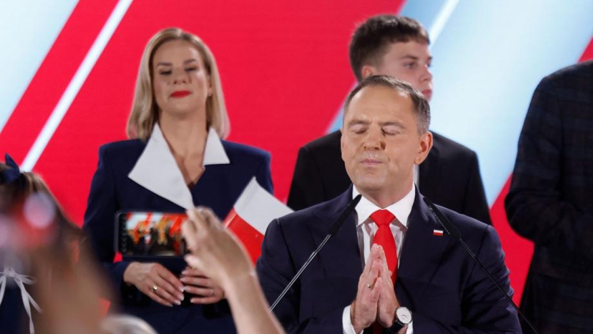 Giovani a destra, la rivincita dei tram, Trump tra Taco e Biff, il referendum svilito, la ...