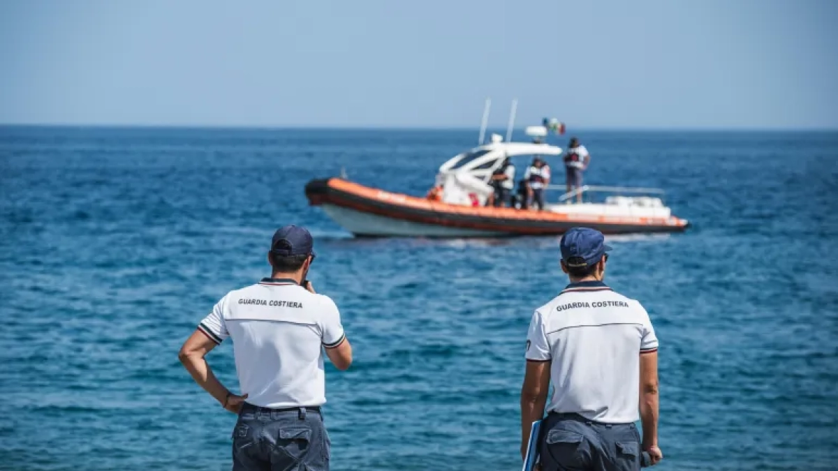 Tragedia a Castro: trovato in mare il cadavere di un 65enne. Non si ...