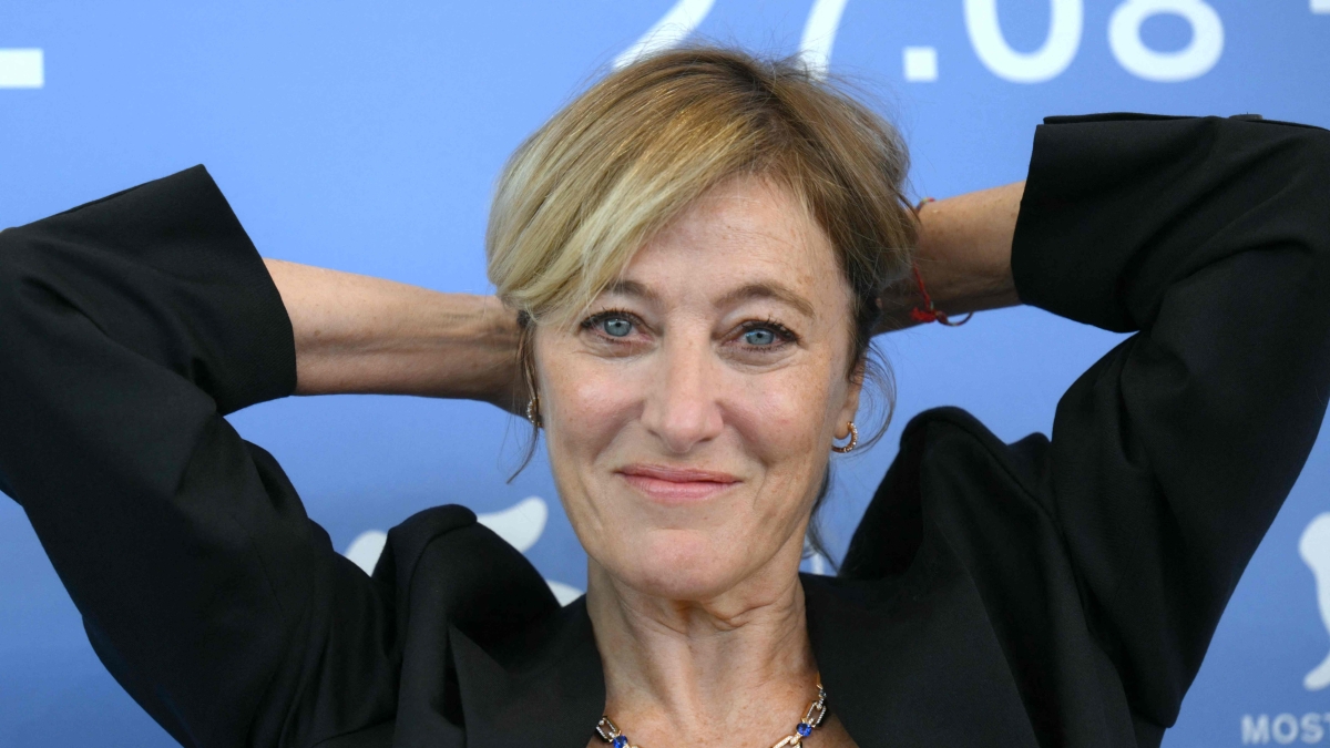 Valeria Bruni Tedeschi: «Dopo aver interpretato la Duse ho pensato di smettere» | Corriere.it