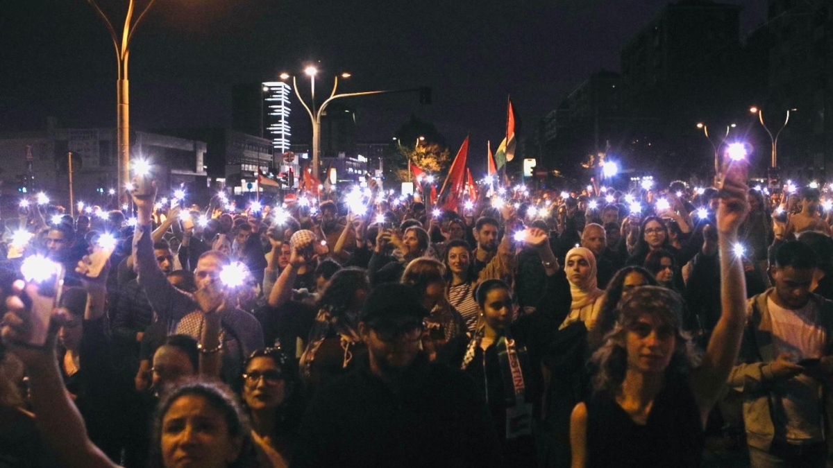 Sciopero per Gaza: dopo i blocchi su strade e binari un corteo di ...