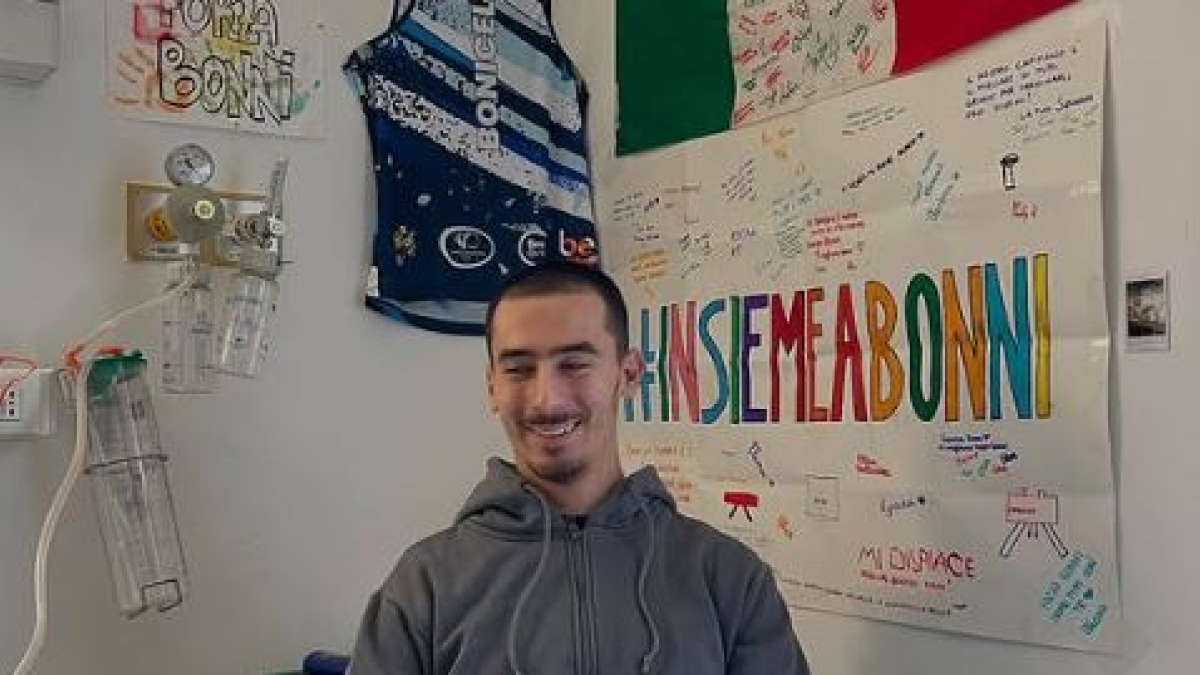 Lorenzo Bonicelli, la prima foto dopo l'infortunio e il saluto ai ...