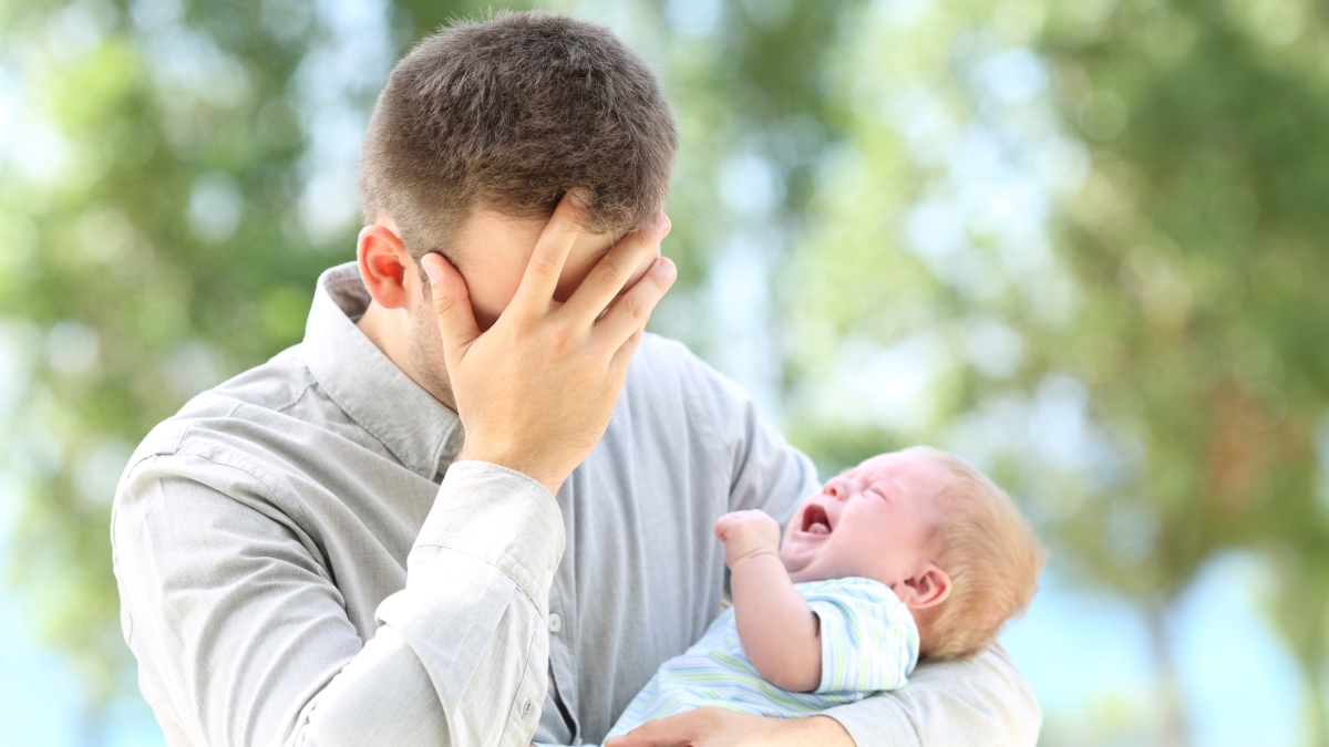 La depressione post parto può riguardare anche i padri? Cosa dice la ...