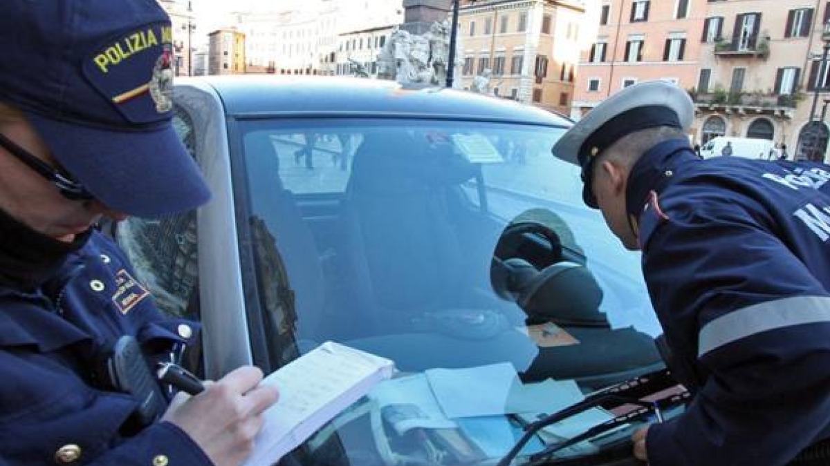 Senza patente da 10 anni sulla Panda senza documenti guida da Pisa a ...