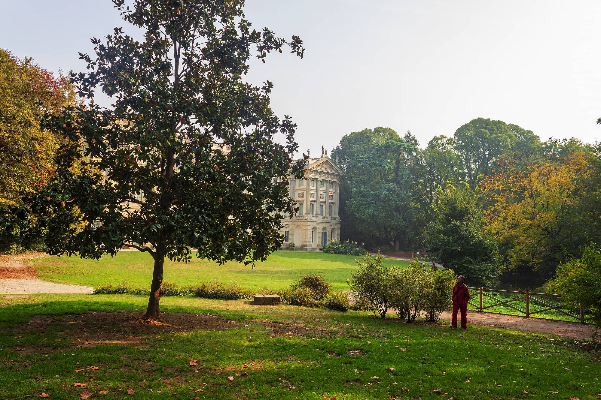 In giro per i parchi di Milano inseguendo il foliage | Corriere.it