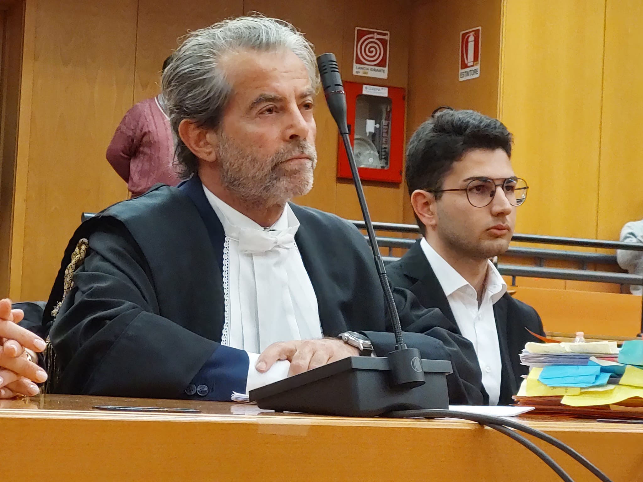 Uccise il padre violento, il destino di Alex nelle mani della Consulta ...