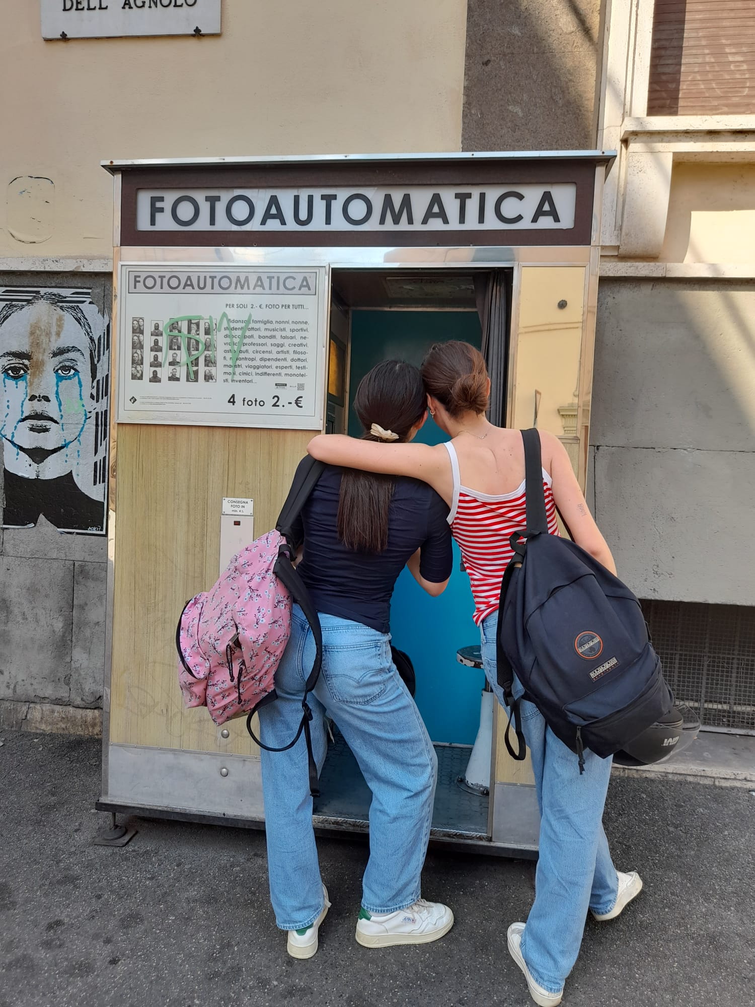 Firenze, tutti in fila da Fotoautomatica (per 4 scatti in bianco e nero ...