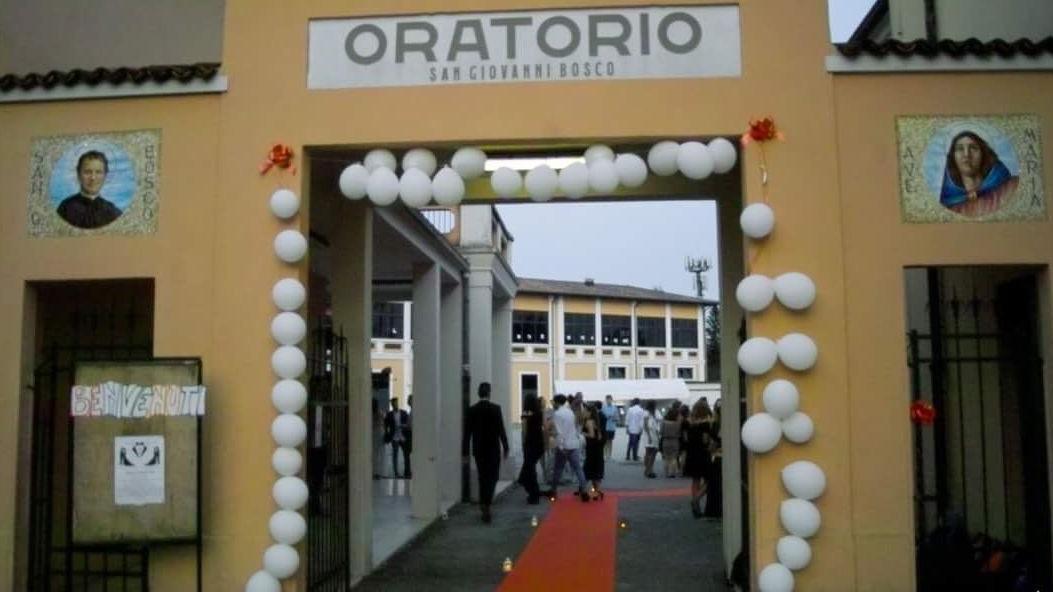 Bambini all'oratorio di Ghedi cantano «Vesuvio erutta, tutta Napoli è ...