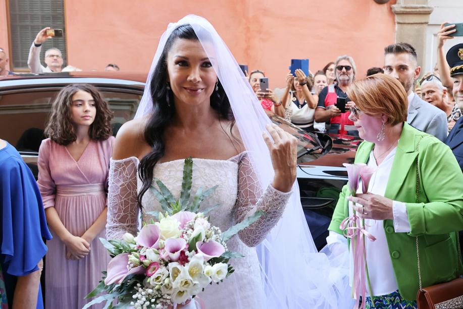 Luisa Corna e Stefano Giovino: le foto del matrimonio | Corriere.it