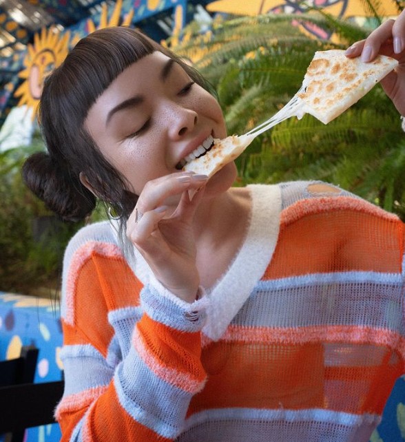 Influencer digitali: quanto guadagnano le modelle virtuali che esistono ...