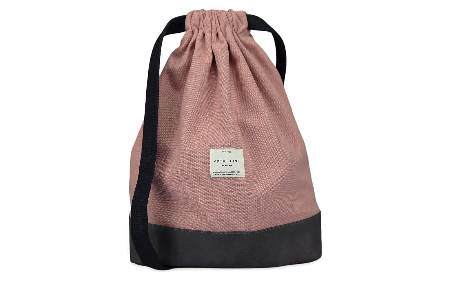 Pouch bag, la borsa che mixa il sacchetto e il secchiello è il must ...