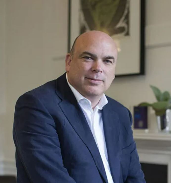 Chi sono le vittime del Bayesian: Mike Lynch e la figlia Hannah, i ...