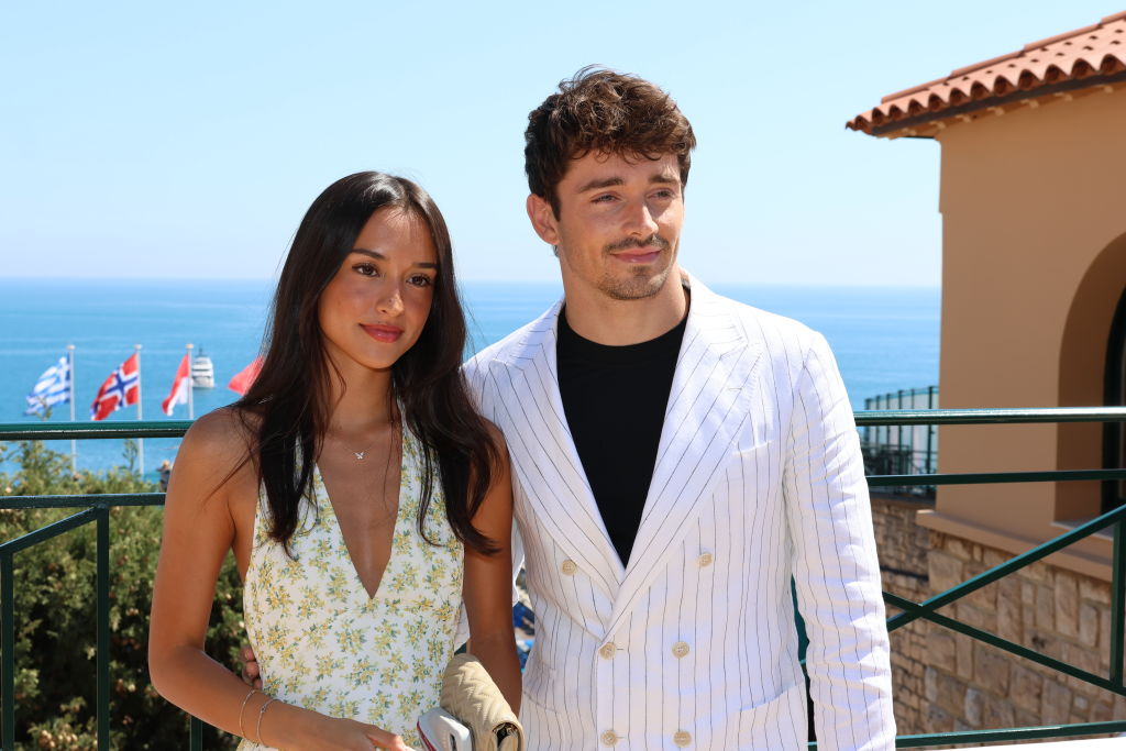 Charles Leclerc compie 27 anni: la sua passione per la moda (come Lewis ...