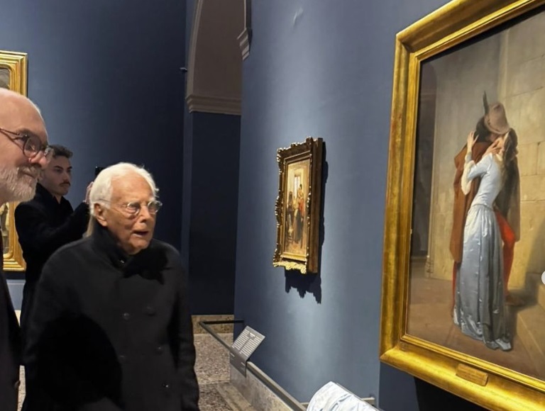 Giorgio Armani in visita alla Pinacoteca di Brera di Milano (e incontra Marco Bellocchio): le ...