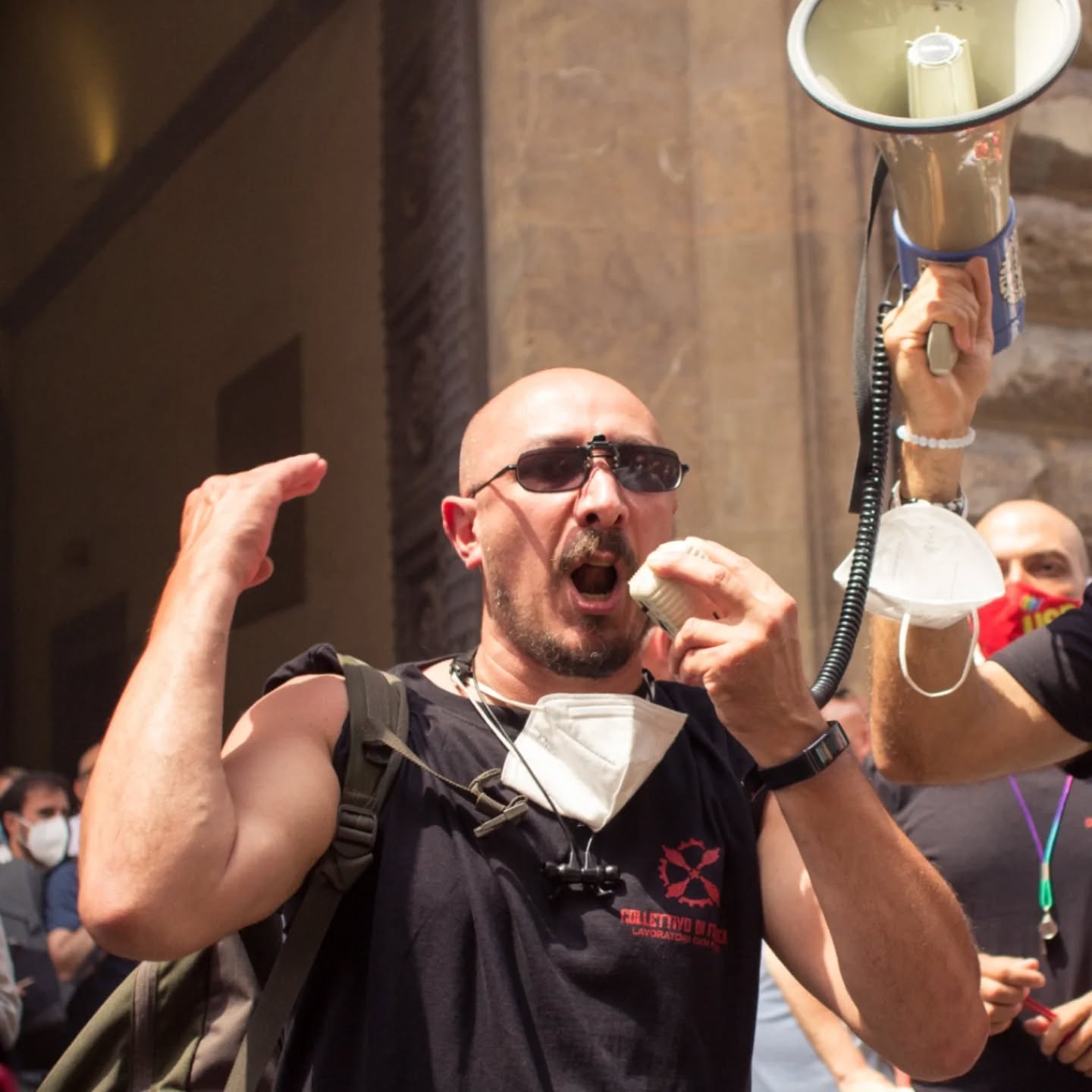 «Questo lavoro non è vita»: il libro di Dario Salvetti sulla ex Gkn (e ...