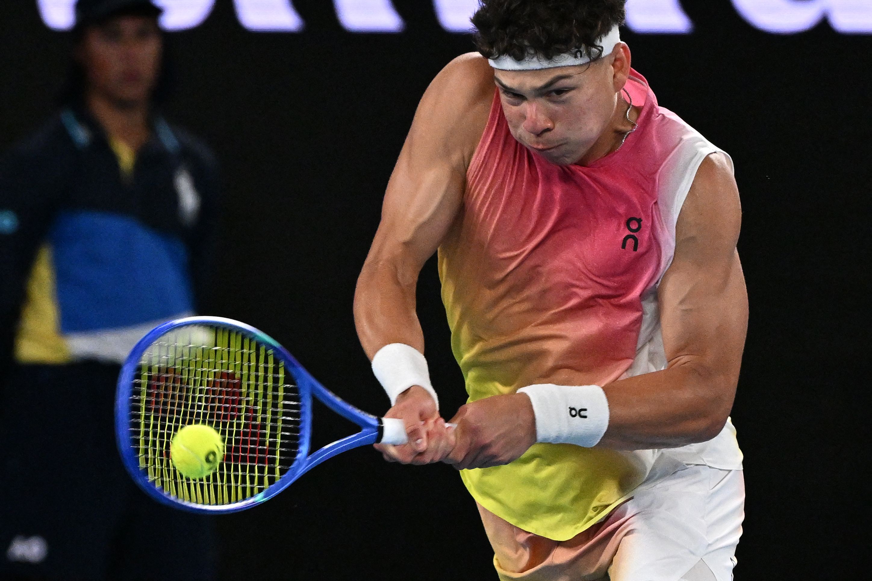 Sinner batte Shelton agli Australian Open (7-6; 6-2; 6-2), domenica la finale con Zverev: «La ...