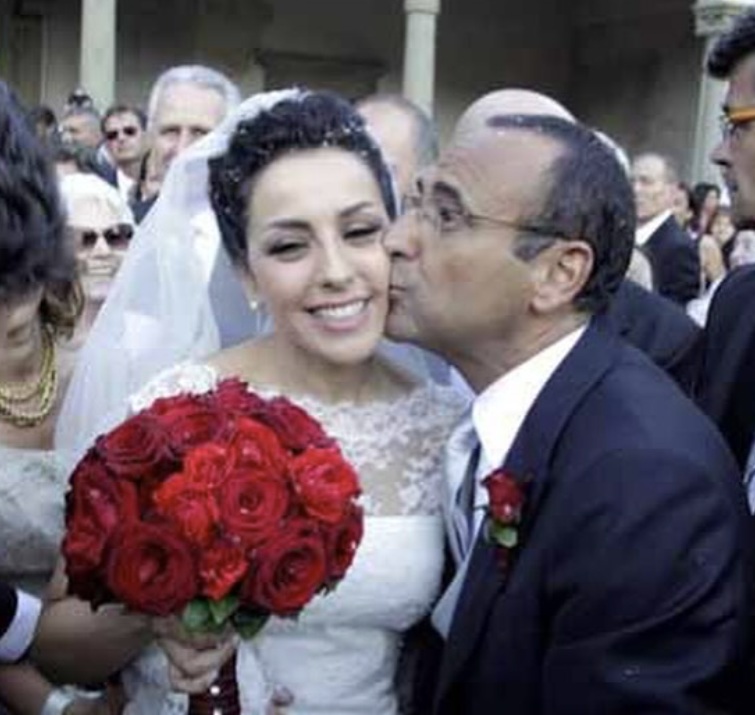 Carlo Conti, a Sanremo con la moglie Francesca Vaccaro. Chi è la «First ...