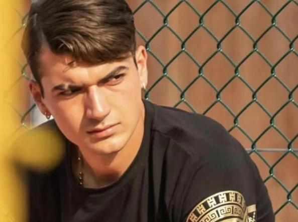 Giacomo Giorgio e Carmine Recano a Sanremo, chi sono i due attori napoletani di «Mare Fuori ...