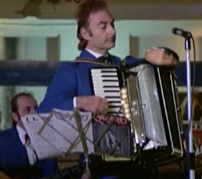 «Fantozzi» compie 50 anni: che fine hanno fatto i personaggi più amati ...