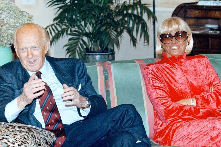 Raimondo Vianello e Sandra Mondaini, storia della coppia più amata della televisione italiana ...