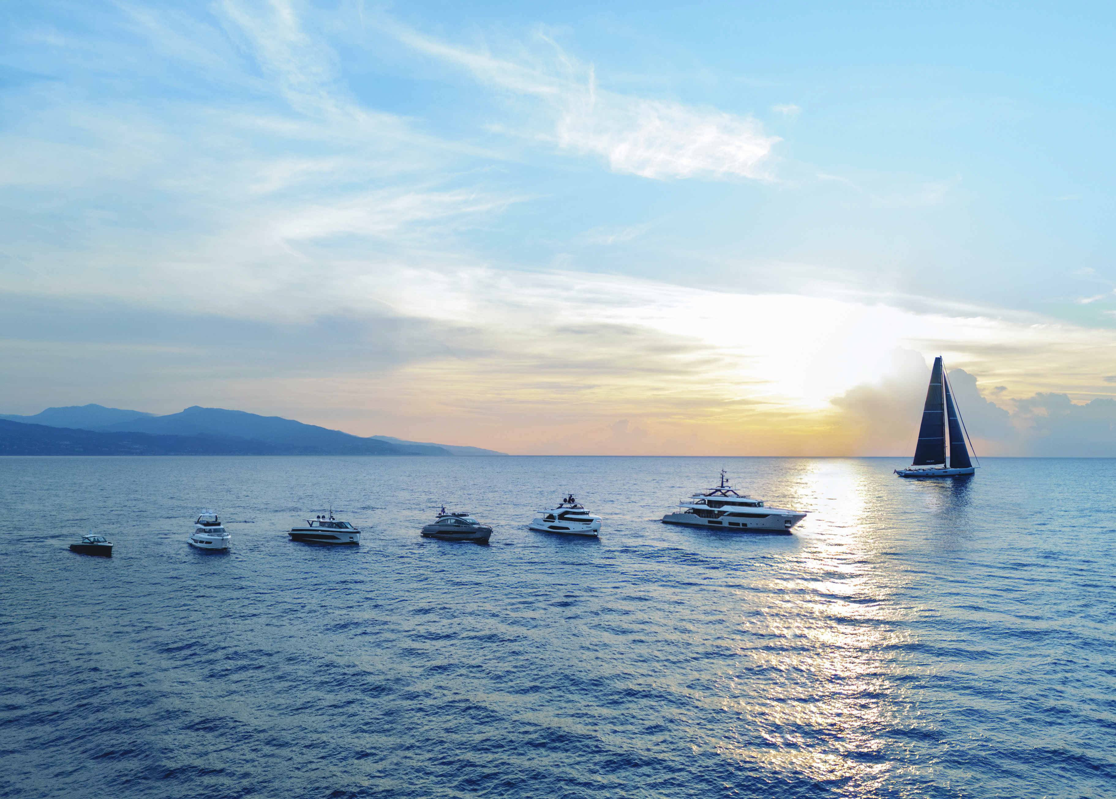 Riva dai motoscafi a jet privati ed elicotteri: accordo tra Ferretti ...