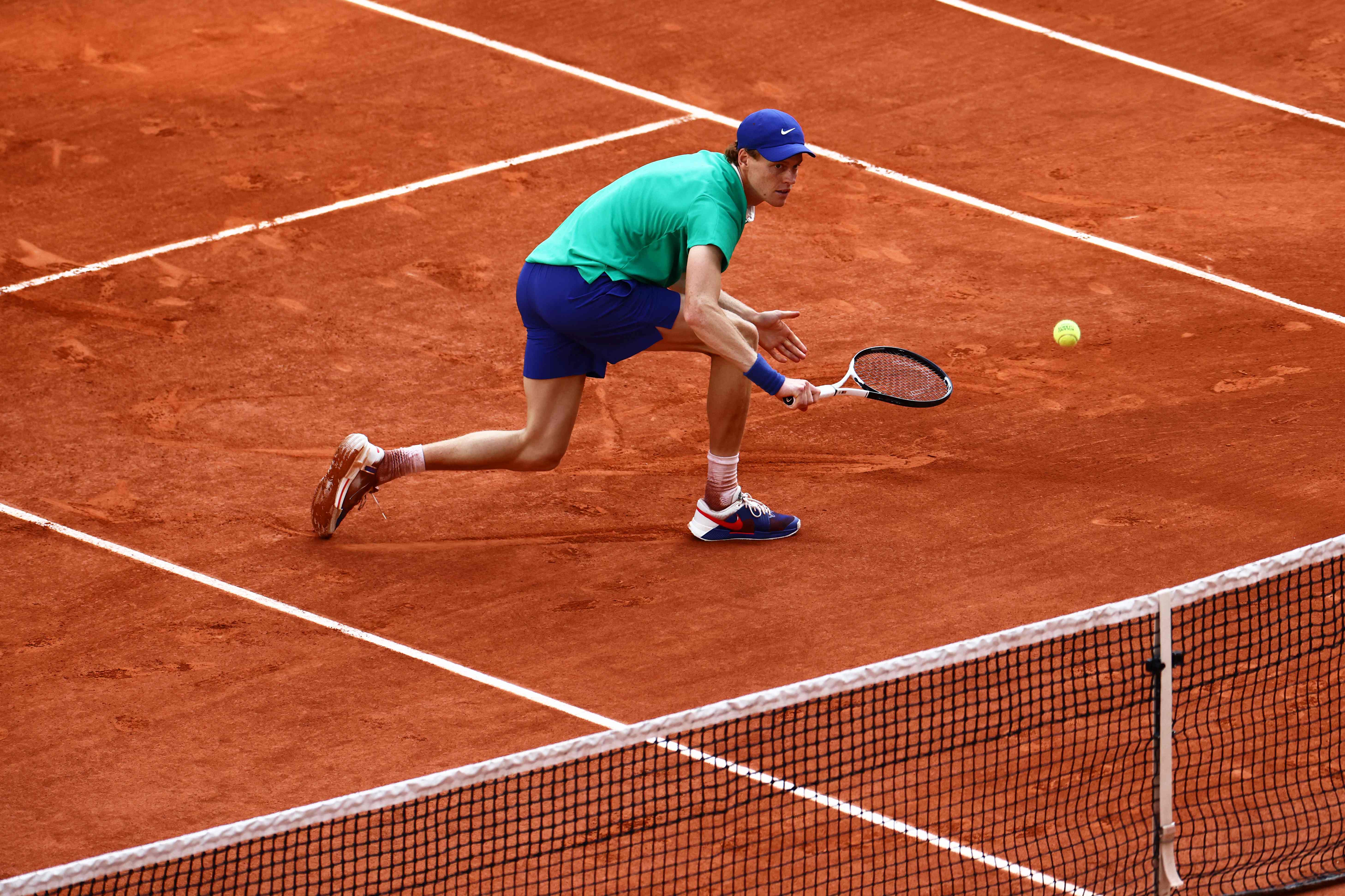 Sinner si arrende ad Alcaraz in finale al Roland Garros: decide il ...