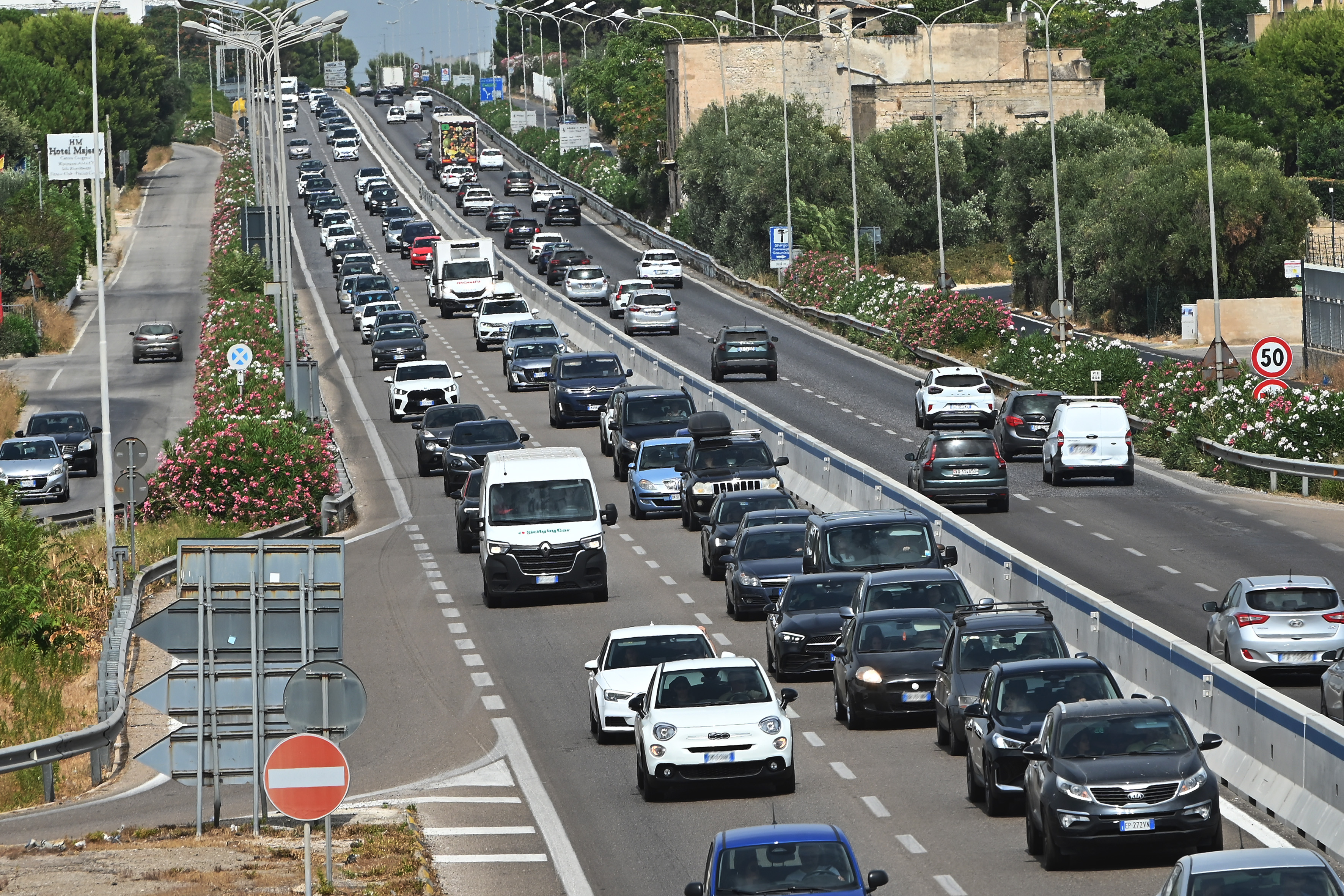 Telefono fisso e mobile, scattano gli aumenti delle tariffe (dopo Rc ...