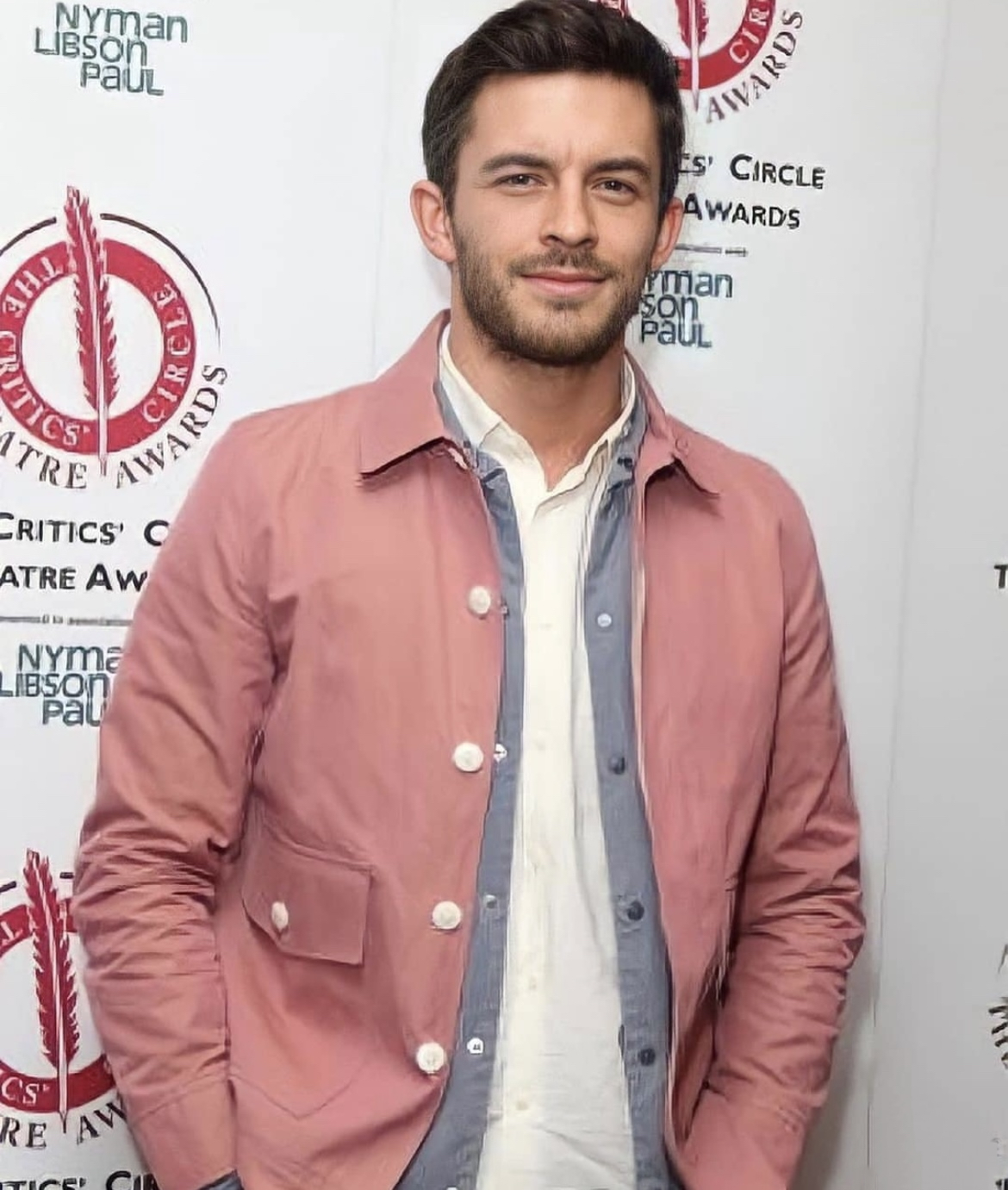 L'uomo veste in rosa. La pink-mania ha contagiato le star. Da Robbie ...