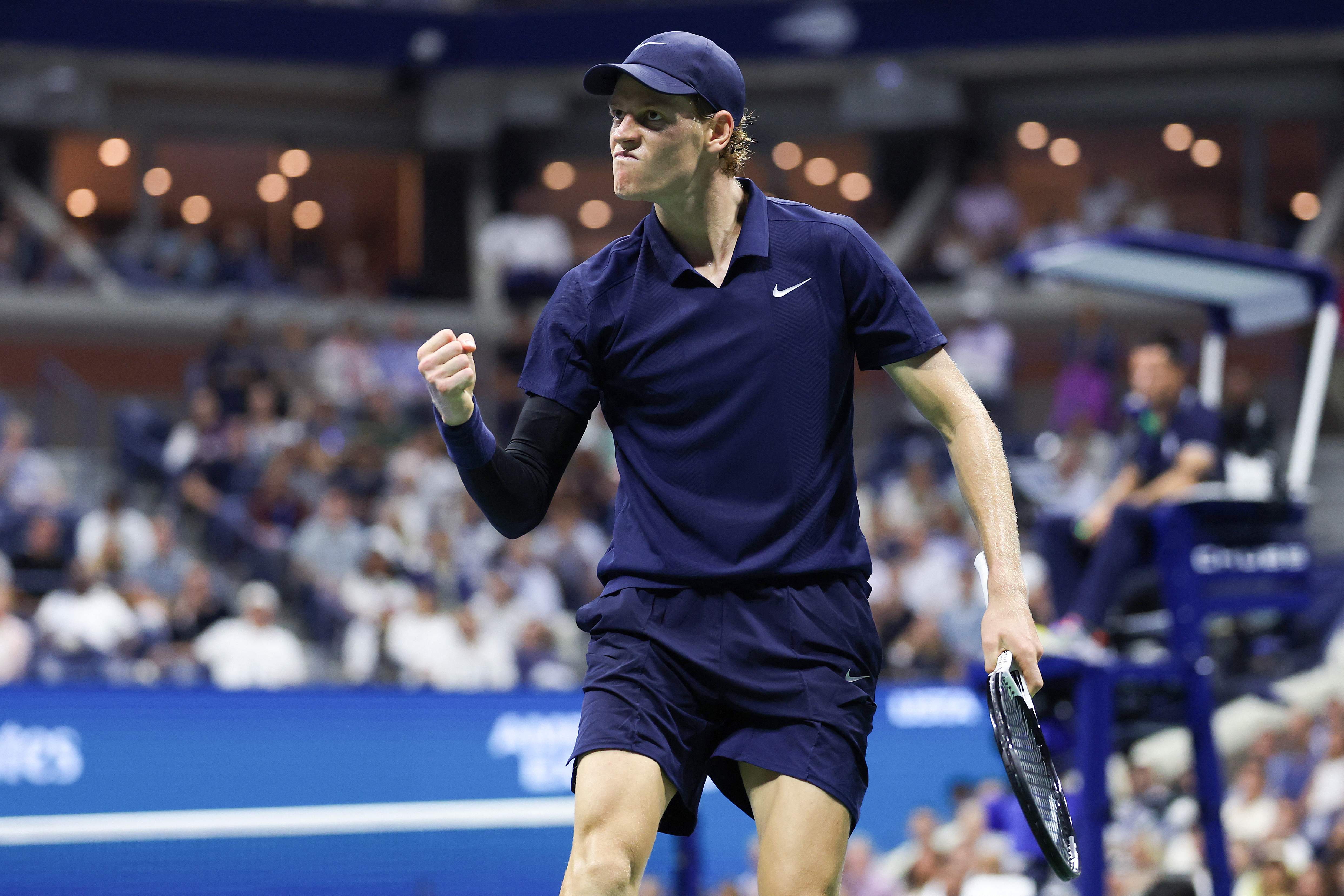 Sinner-Auger Aliassime, semifinale Us Open, risultato 6-1 3-6 6-3 6-4: Jannik è in finale con ...